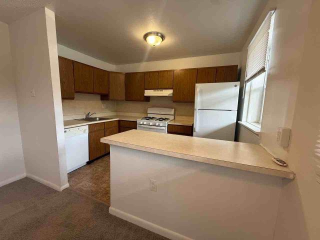 Colonial Point Apartments 1 Bedroom Apartment for Rent at 2555 Old Trevose Rd, Trevose, PA 19053