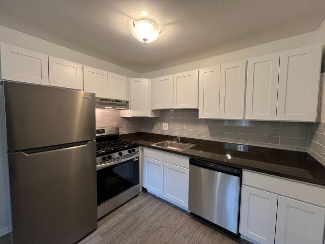 Colonial Point Apartments 1 Bedroom Apartment for Rent at 2555 Old Trevose Rd, Trevose, PA 19053