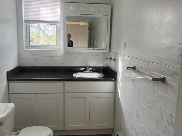 Colonial Point Apartments 2 Bedroom Apartment for Rent at 2555 Old Trevose Rd, Trevose, PA 19053