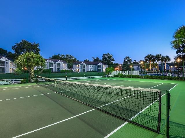 Colonial Pointe 1 Bedroom Apartment for Rent at 2300 Econ Cir, Orlando, FL 32817