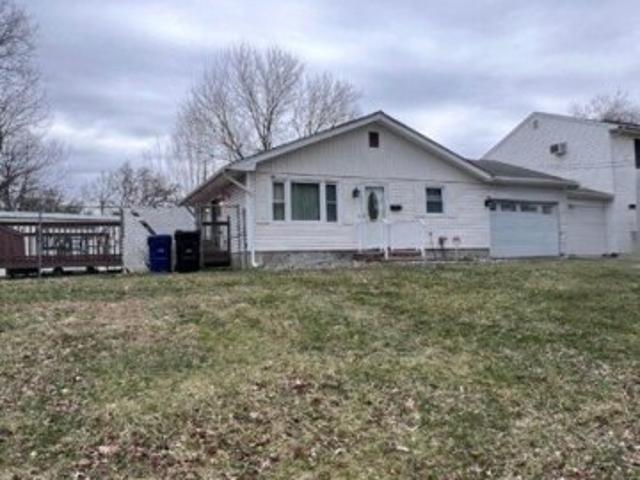 Colonial Pl, Plainfield, Home For Sale