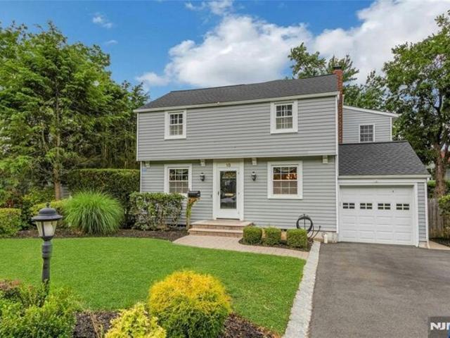 Colonial Rd, Tenafly, Home For Sale