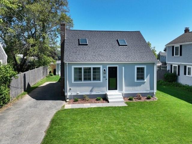 Colonial Rd, Marshfield, Home For Sale