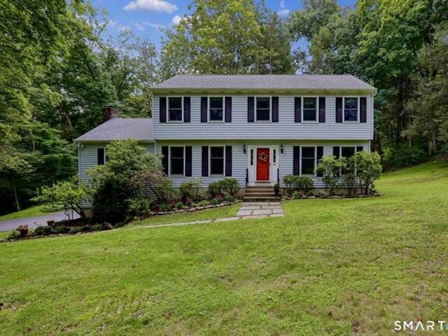 Colonial Ridge Dr, New Milford, Home For Sale
