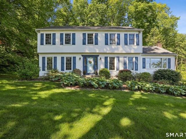 Colonial Ridge Dr, New Milford, Home For Sale