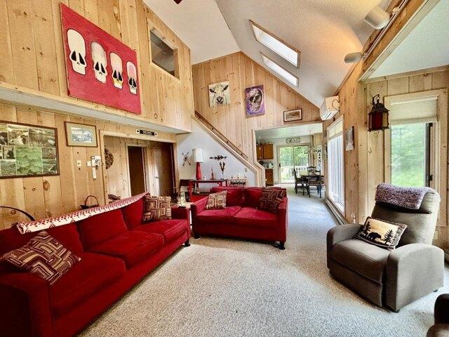 Colonial Ridge Rd, Dover, Home For Sale