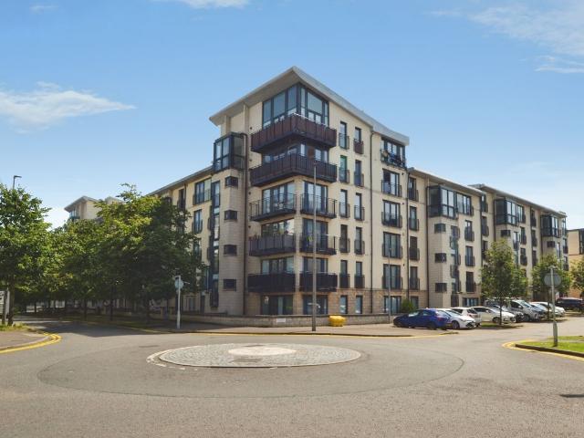 Colonsay Close, Granton, Edinburgh EH5, 1 bed flat to rent, £1,300 pcm | PrimeLocation