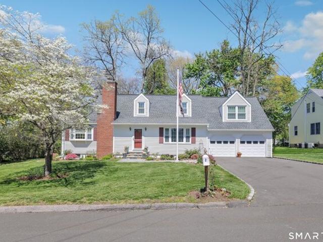 Colony Ave, Trumbull, Home For Sale
