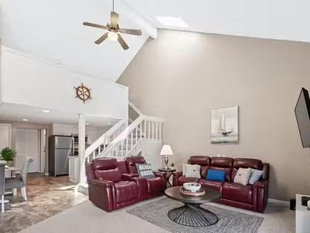 Colony Drive