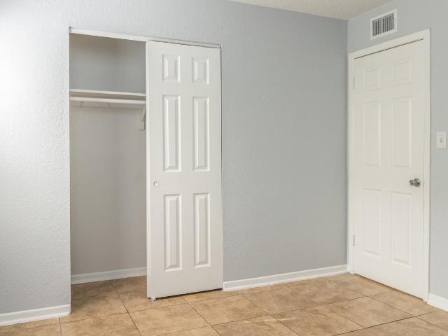 Colony East 2 Bedroom Apartment for Rent at 5856 Dahlia Dr, Azalea Park, FL 32807 Azalea Park