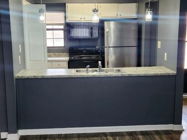 Colony West 2 Bedroom Apartment for Rent at 1501 Green St, Warner Robins, GA 31093