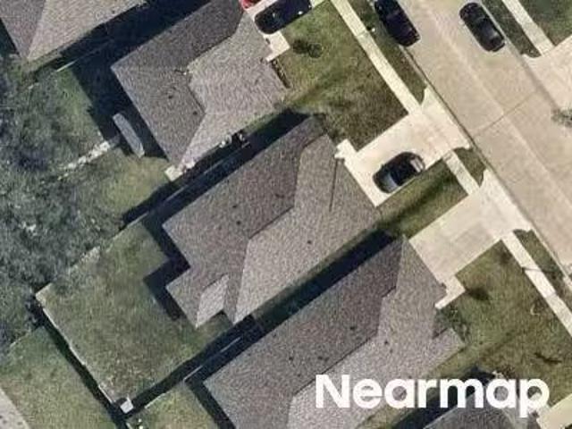 Colossal Oak Dr
