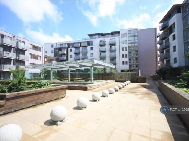 Colorado Building, London, SE13 2 bed flat to rent £2,100 pcm £485 pw