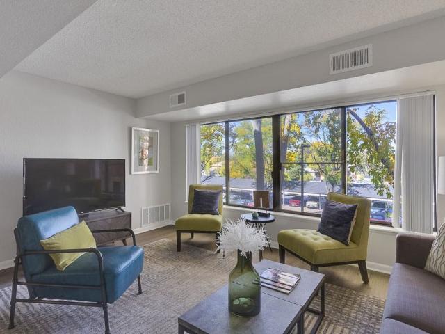 Colorado Station 1 Bedroom Apartment for Rent at 3725 Buchtel Blvd, Denver, CO 80210 Wellshire