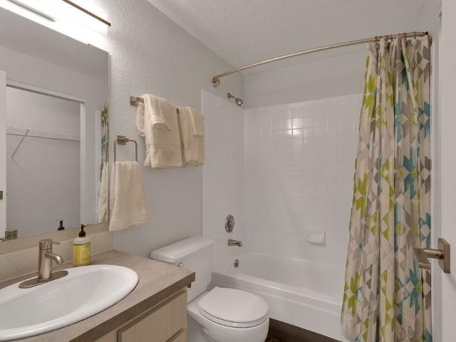 Colorado Station 1 Bedroom Apartment for Rent at 3725 Buchtel Blvd, Denver, CO 80210 Wellshire