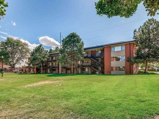 Colorado Station 2 Bedroom Apartment for Rent at 3725 Buchtel Blvd, Denver, CO 80210 Wellshire