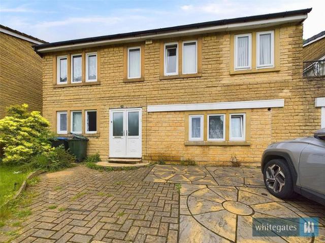 Colston Close, Bradford, BD8 4 bed semi detached house for sal.