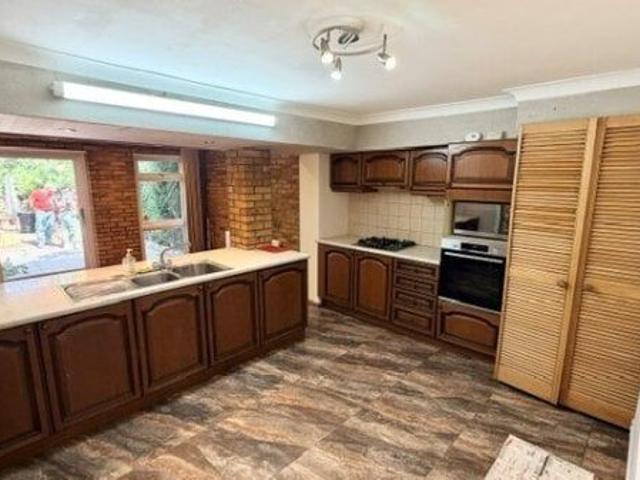 Copthorne Gardens, RM11 3DL, Property for rent