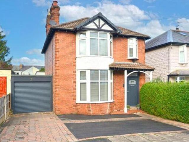 Copthorne Drive, Copthorne, 3 Bedroom Detached