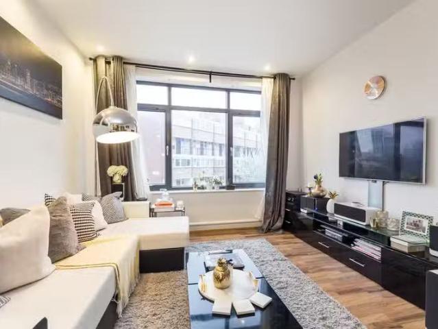 Copenhagen Place, London, E14 7FF