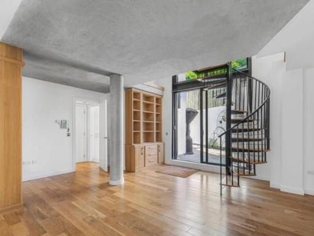 Copenhagen Street, Barnsbury, 3 Bedroom Flat
