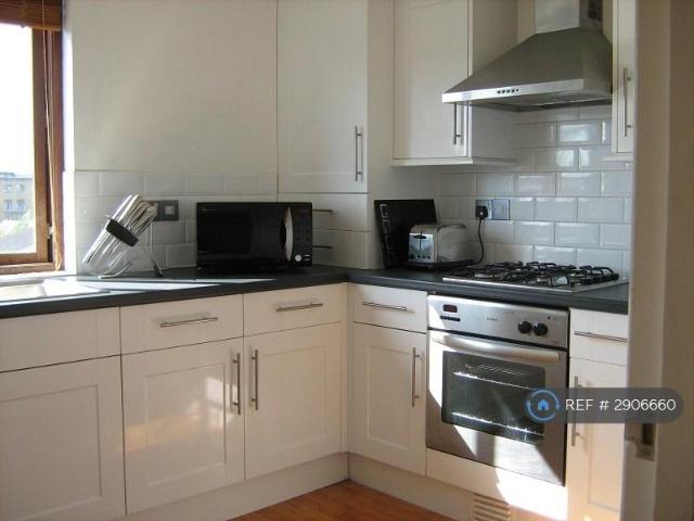 Copenhagen Street, London, N1 3 bed flat to rent £3,400 pcm £785 pw