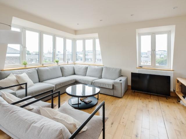 Copenhagen Street, London N1, 3 bed flat to rent, £4,983 pcm | PrimeLocation