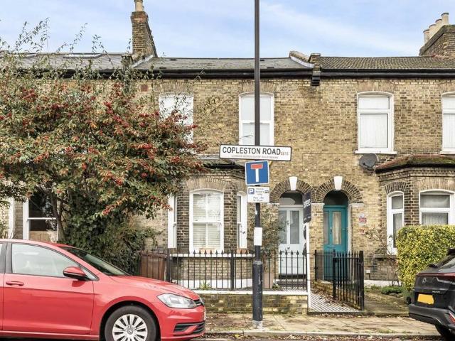 Copleston Road, London SE15 1 bed flat to rent £2,000 pcm £462 pw