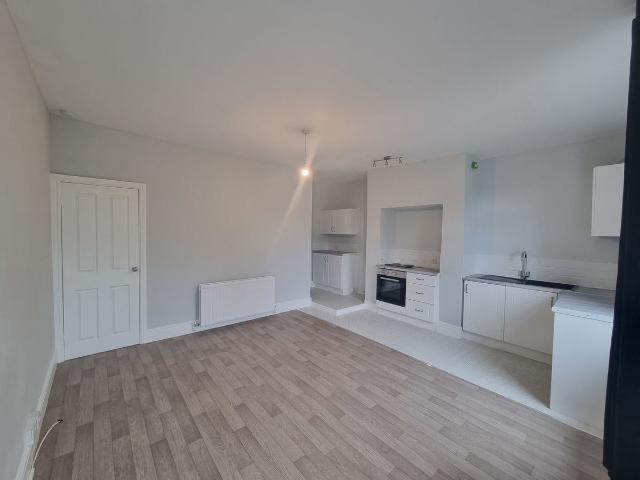 Copley Lane, Robin Hood, Wakefield WF3, 2 bed terraced house to rent, £850 pcm | PrimeLocation