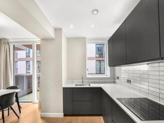 Copperworks Wharf, Sugar House Island, 3 Bedroom Flat