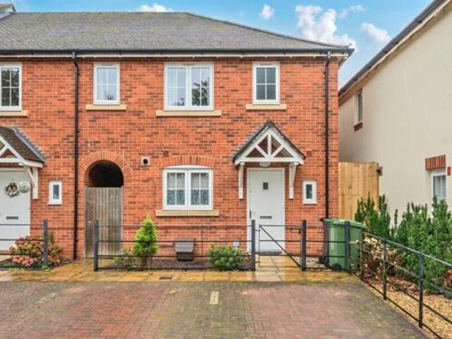 Copper Close, Eastleigh, 3 Bedroom End