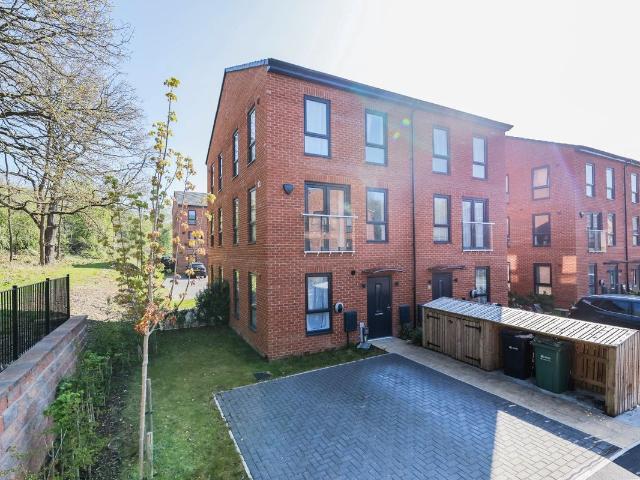 Copper Beech Court, Leeds, West Yorkshire LS16, 2 bed terraced house to rent, £1,300 pcm | PrimeLocation