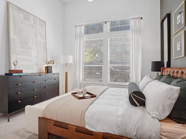 Copper Bishop Arts Studio Apartment for Rent at 505 W 8th St, Dallas, TX 75208