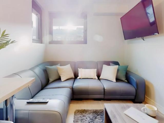 Copper En Suite Plus
