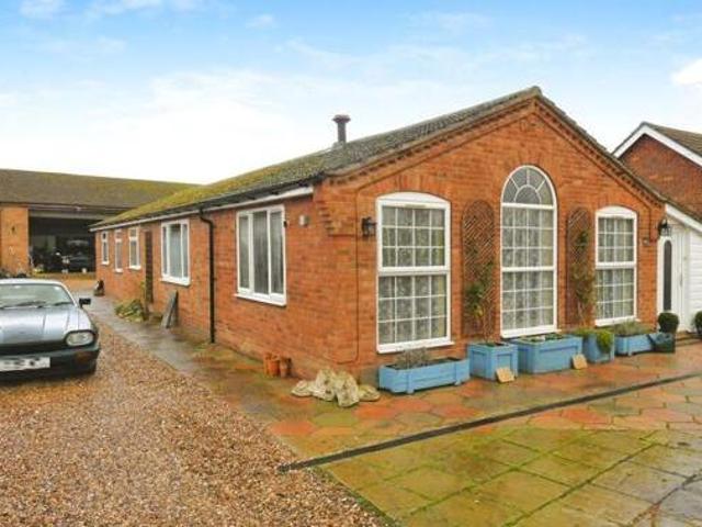 Copper Street, Bucknall, 3 Bedroom Detached