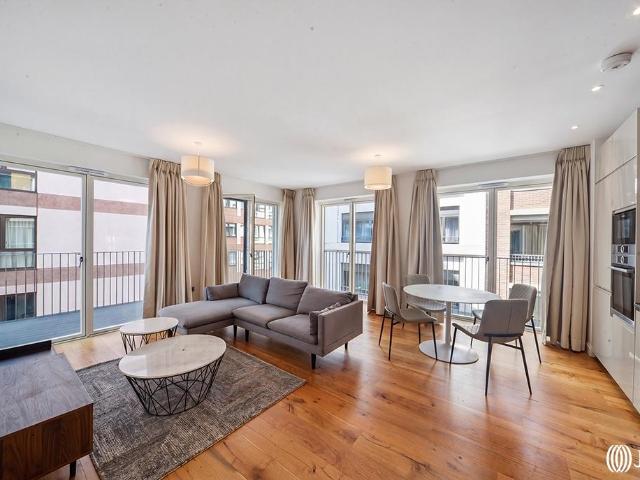 Copper Works Wharf London E15 2 bed flat to rent £2,550 pcm £588 pw