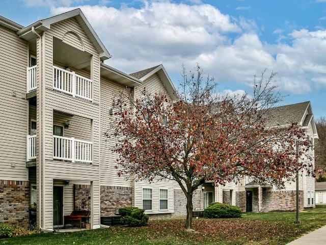 CopperCreek 2 Bedroom Apartment for Rent at 2704 E Kanesville Blvd, Council Bluffs, IA 51503