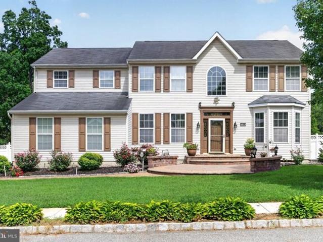 Copperfield Dr, Woodbury, Home For Sale