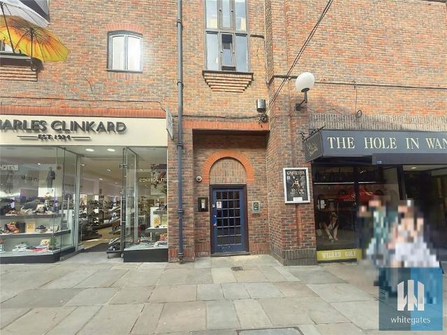 Coppergate Walk, York, YO1 3 bed apartment to rent £1,700 pcm £392 pw