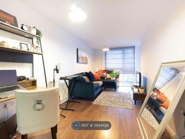 Coppermill Heights, London N17, 1 bed flat to rent, £1,800 pcm | PrimeLocation