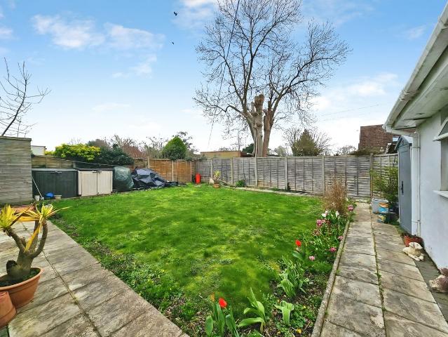Coppermill Road, Wraysbury, Staines Upon Thames, Berkshire TW19, Studio to rent, £1,400 pcm | PrimeLocation