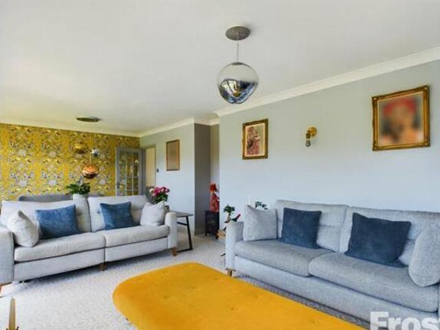 Coppermill Road, Wraysbury, 4 Bedroom Bungalow