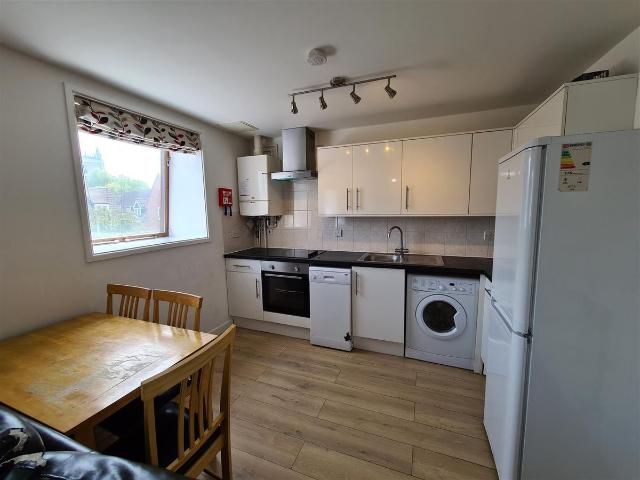 Coppers Court, Ferrars Road, Huntingdon PE29, 2 bed flat to rent, £1,200 pcm | PrimeLocation