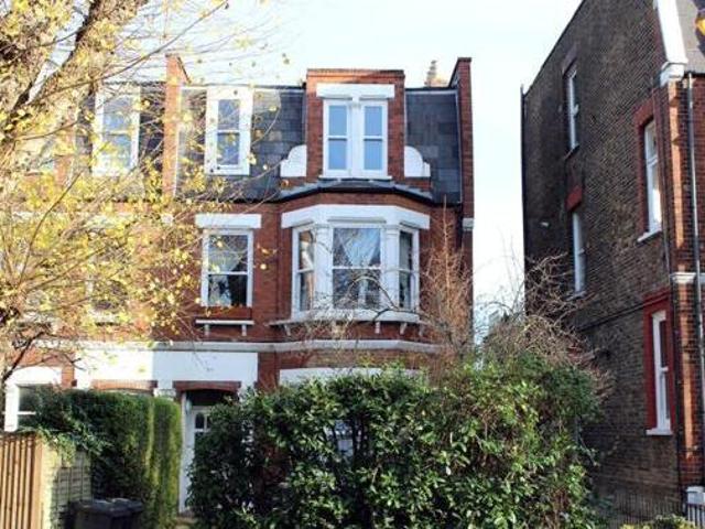 Coppetts Road, London, 2 Bedroom Apartment