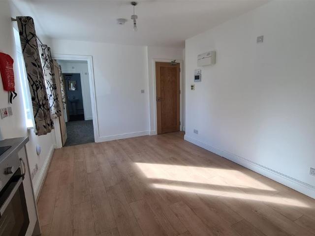 Coppingford Road, Sawtry, Huntingdon PE28, 1 bed flat to rent, £900 pcm | PrimeLocation