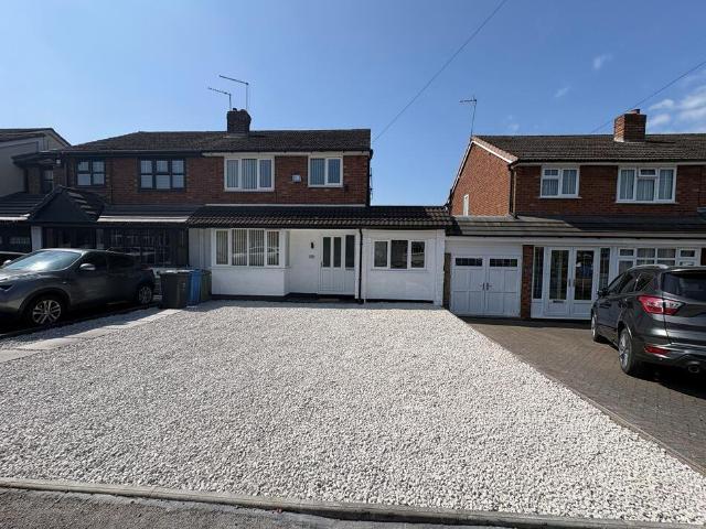 Coppice Close, Cheslyn Hay, Walsall 4 bed house to rent £1,395 pcm £322 pw