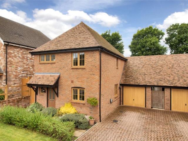 Coppice End, Crowborough, East Sussex TN6, 3 bed link detached house to rent, £2,150 pcm | PrimeLocation