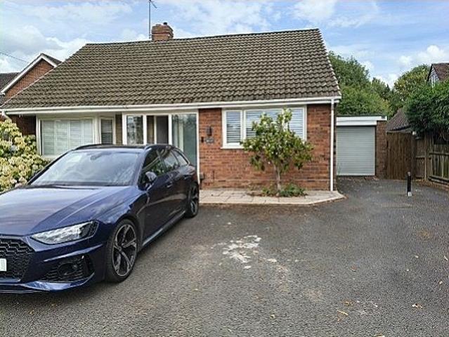 Coppice Road, Finchfield, Wolverhampton WV3, 2 bed detached bungalow to rent, £1,150 pcm | PrimeLocation