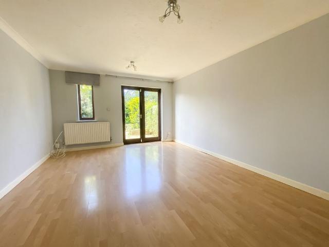 2 Bedroom House To Rent, 2 Bedroom House To Rent