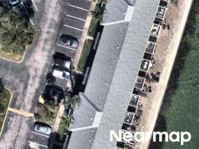 Coquina Key Dr SE